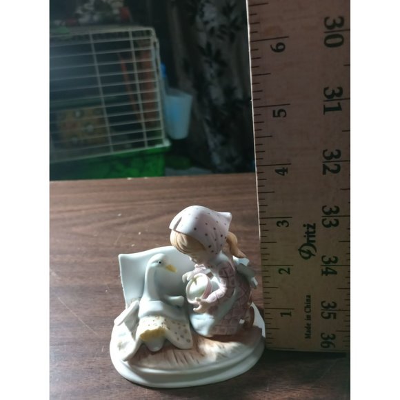 Lefton | Accents | Lefton Giving Is Loving Porcelain Girl With Duck ...
